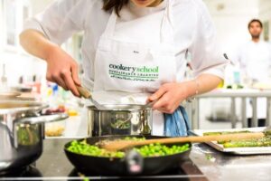 5 Best Cooking Schools in London to Consider 2026